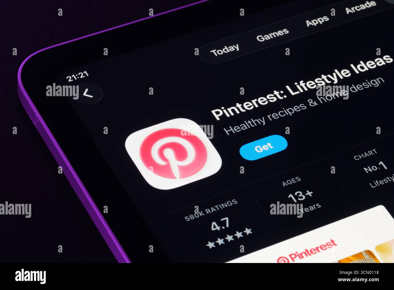 Pinterest app interface hi-res stock photography and images - Alamy