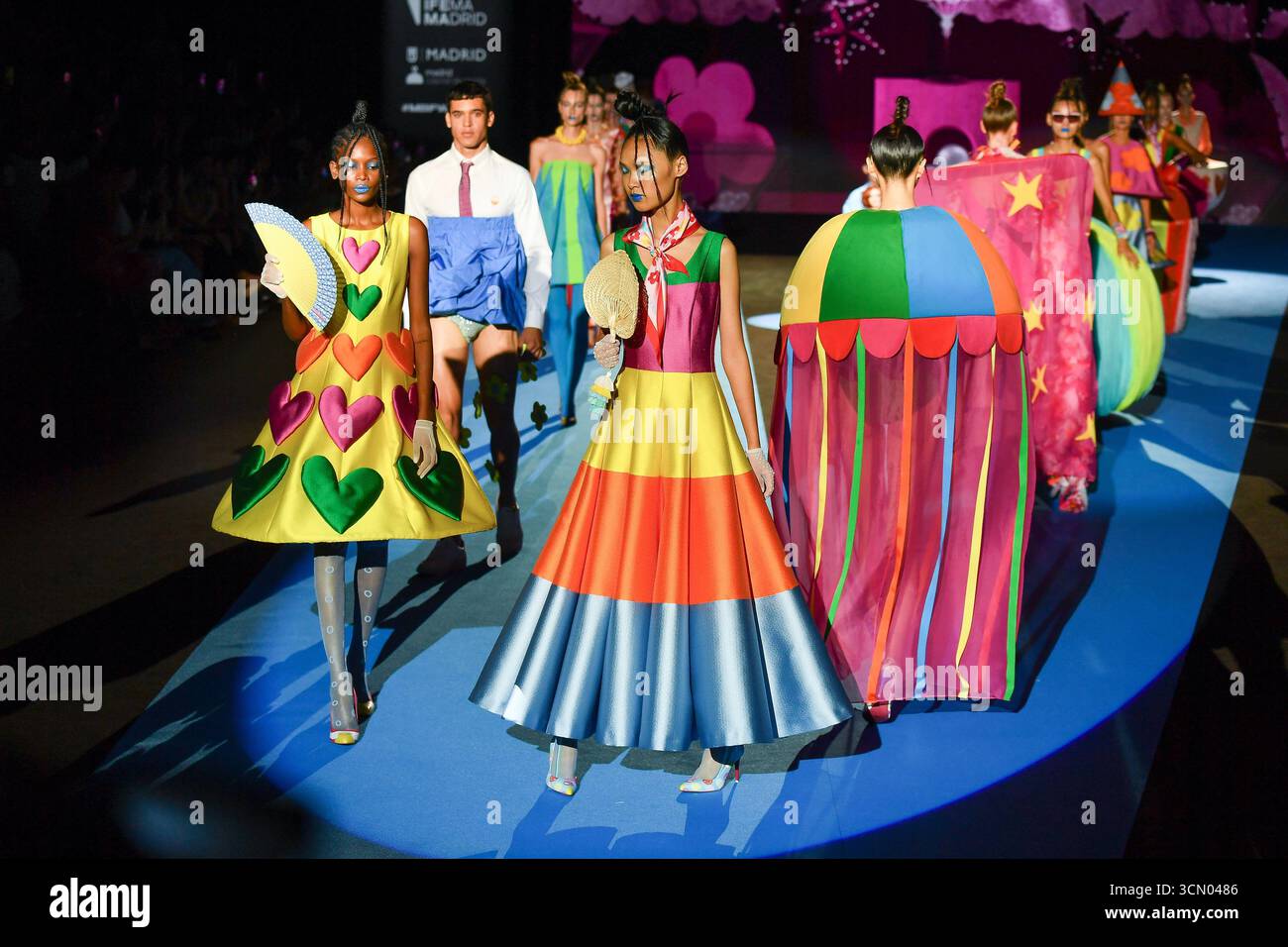 Prada runway 2025 hi-res stock photography and images - Alamy