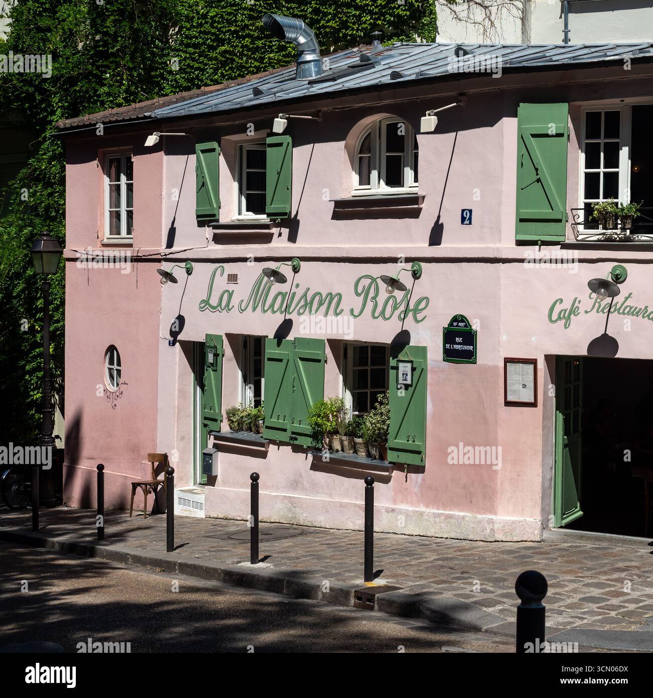 PARIS, FRANCE - AUGUST 04, 2018: Exterior of the pretty La Maison Rose ...
