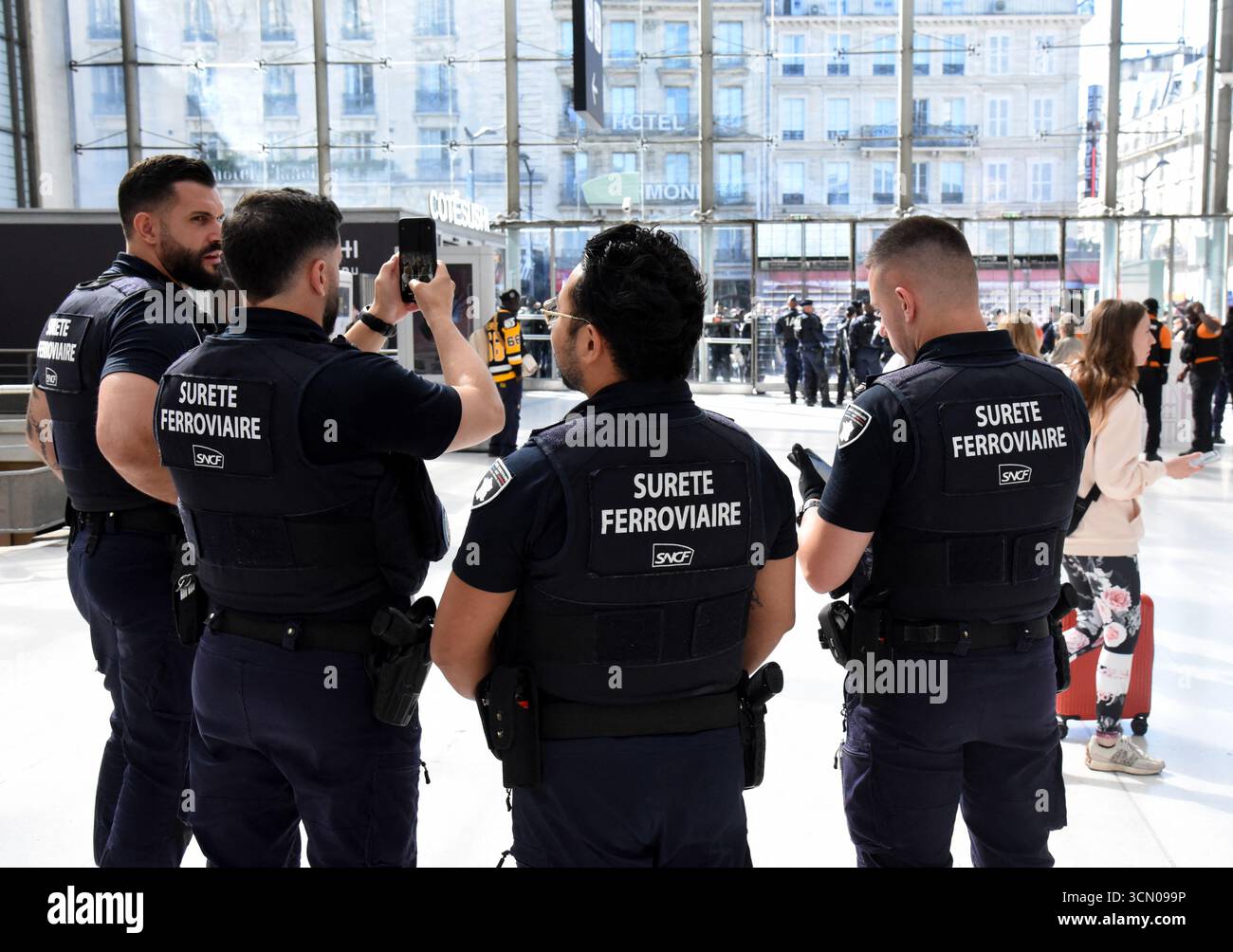 Transport strike at Gare Du Nord railway station in Paris, France on ...
