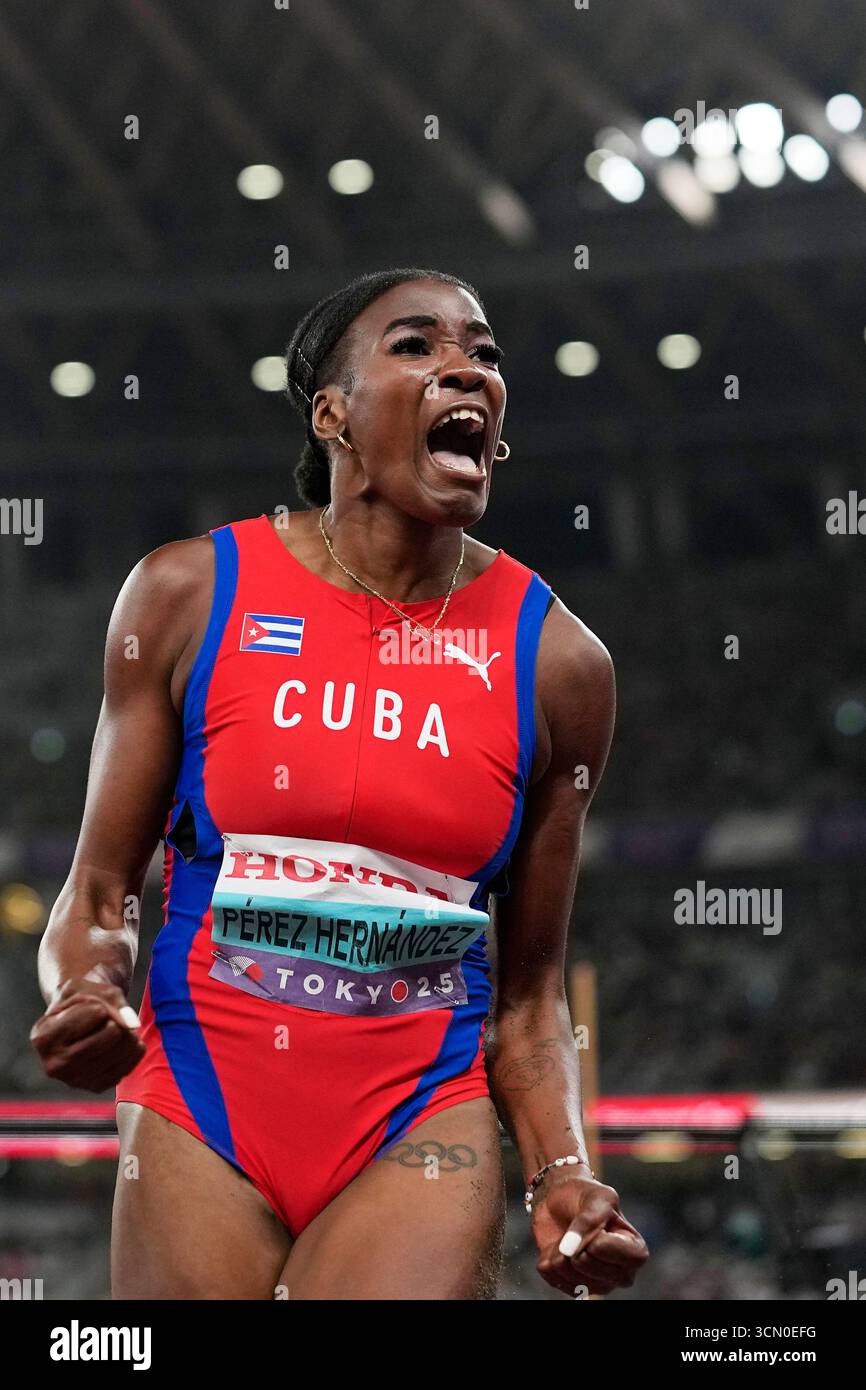 Cuba's Leyanis Perez Hernandez reacts after winning the gold medal in ...