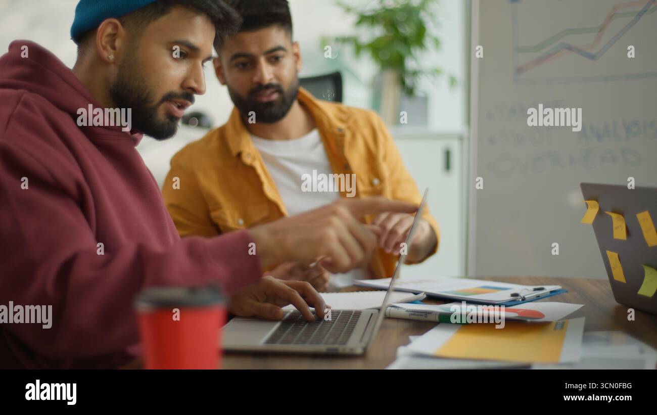 Two small business founders workplace hi-res stock photography and ...