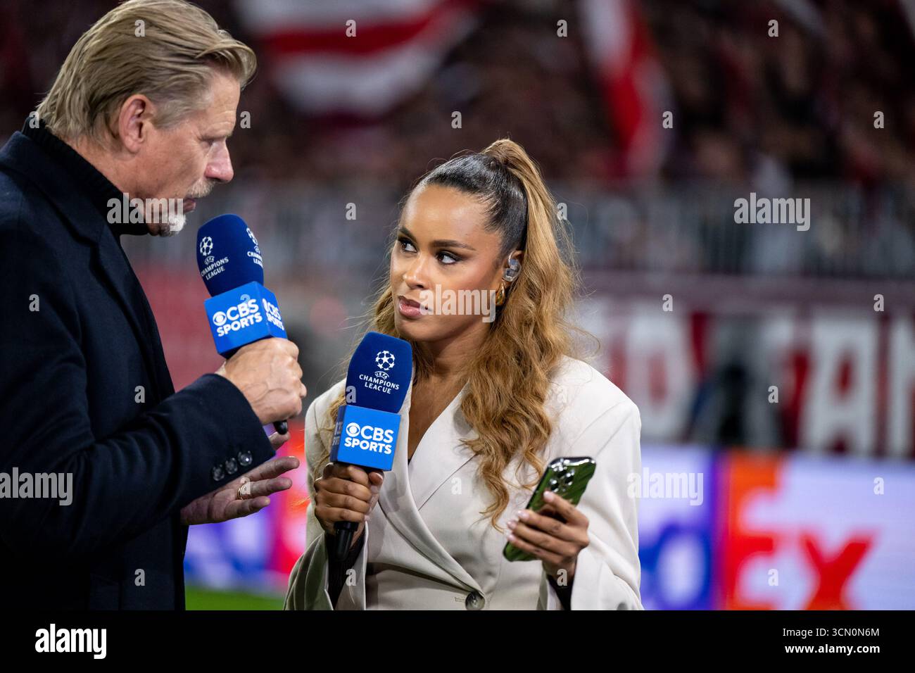 Anita Nneka Jones (CBS TV Reporterin), GER, FC Bayern Muenchen vs FC ...
