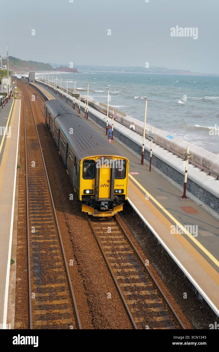 Gwr class 150 hi-res stock photography and images - Alamy