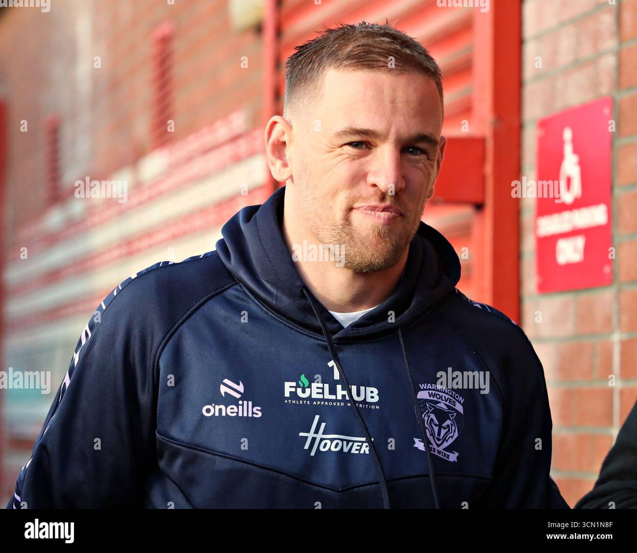 Matt Dufty of Warrington Wolves arrives before the Betfred Super League ...