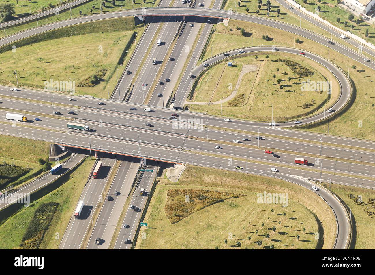 Highway interchange multiple overpasses hi-res stock photography and ...