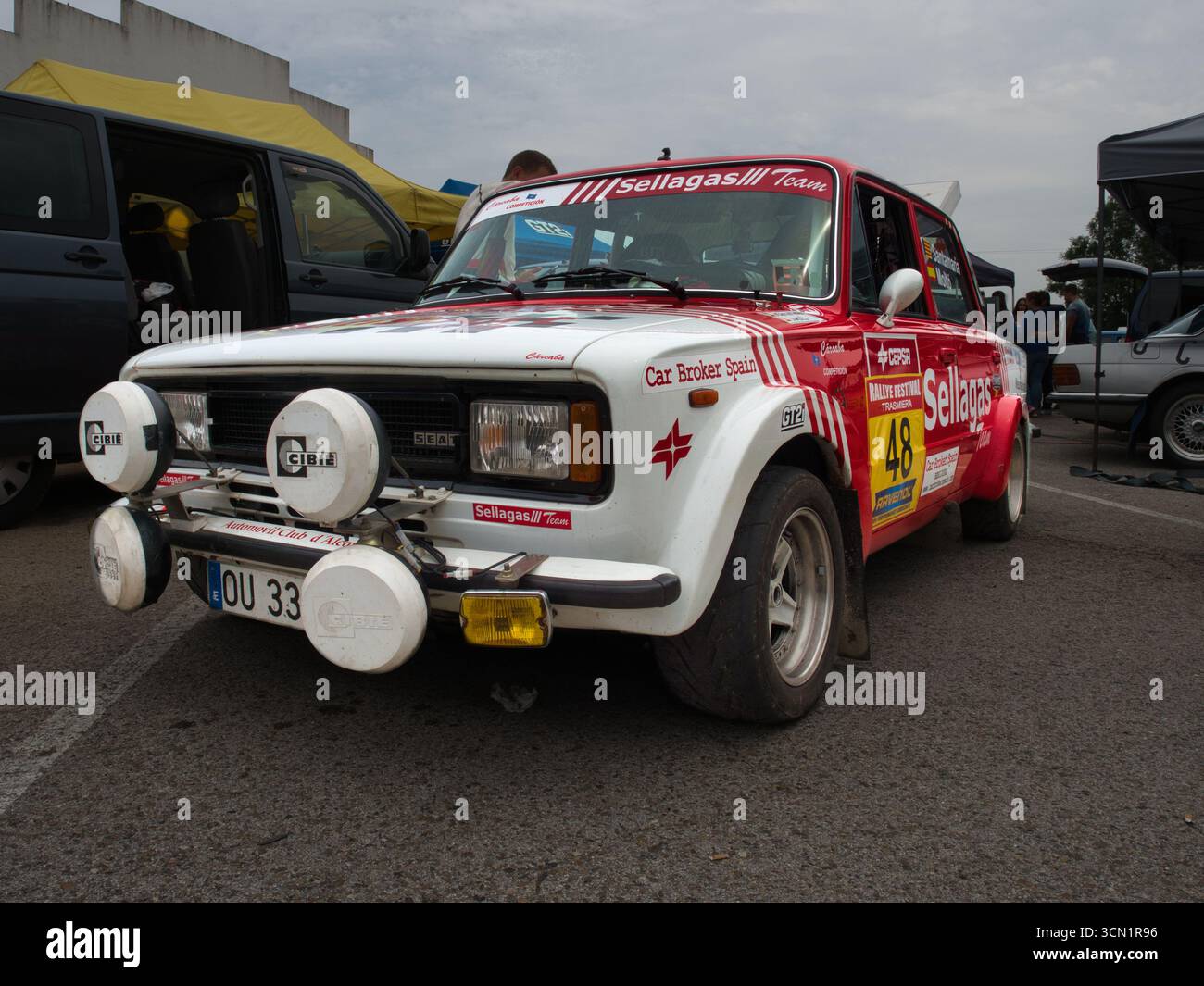 Red & White Classic Rally Car - A vintage red and white SEAT 124 FL ...