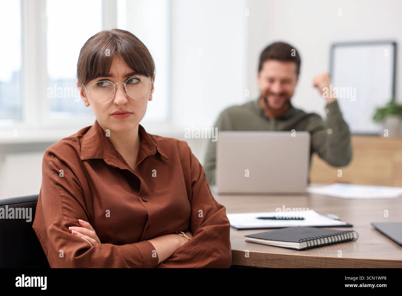 Woman office rivalry selective hi-res stock photography and images - Alamy