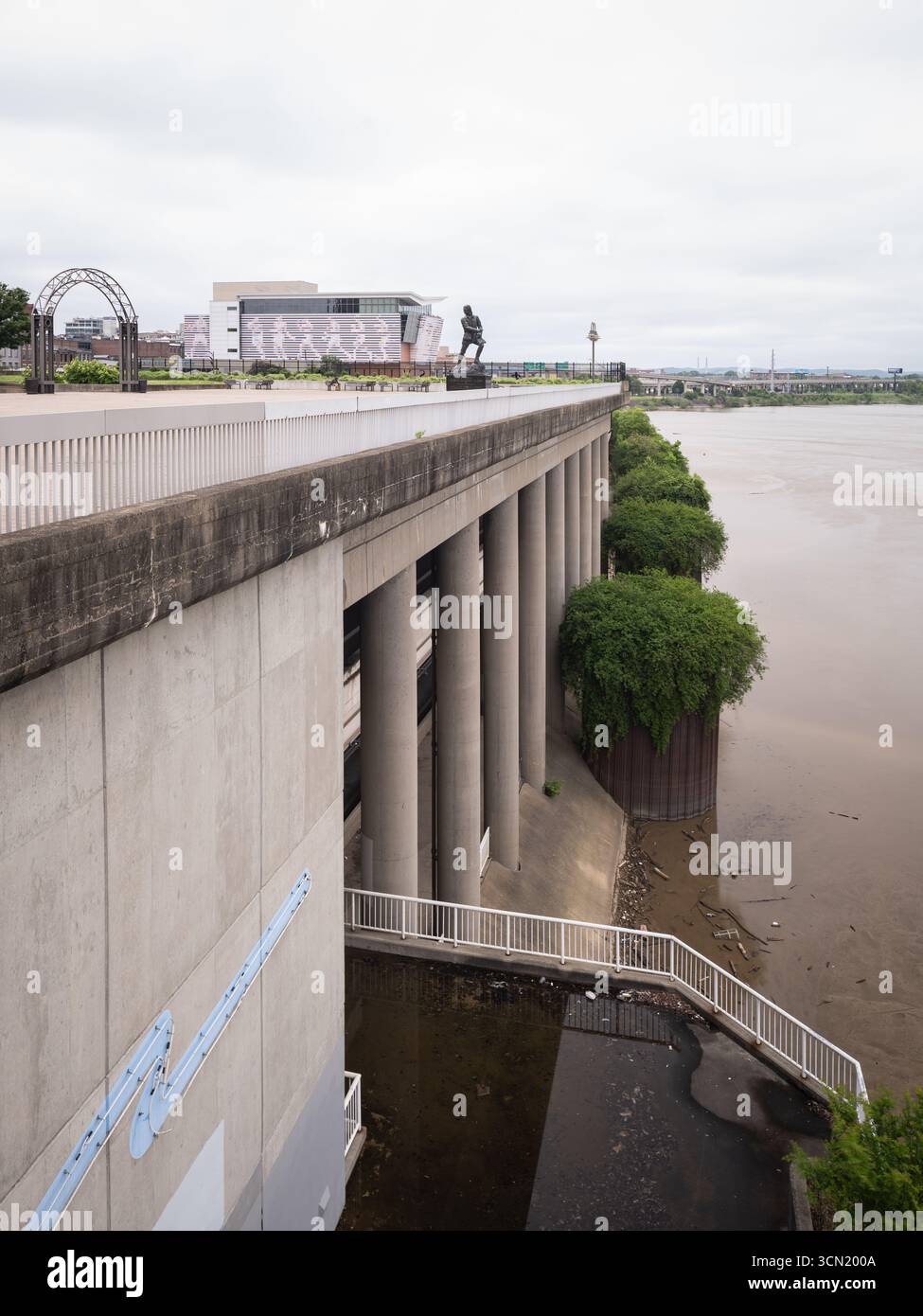 Louisville Riverfront, Location: Louisville KY Stock Photo - Alamy
