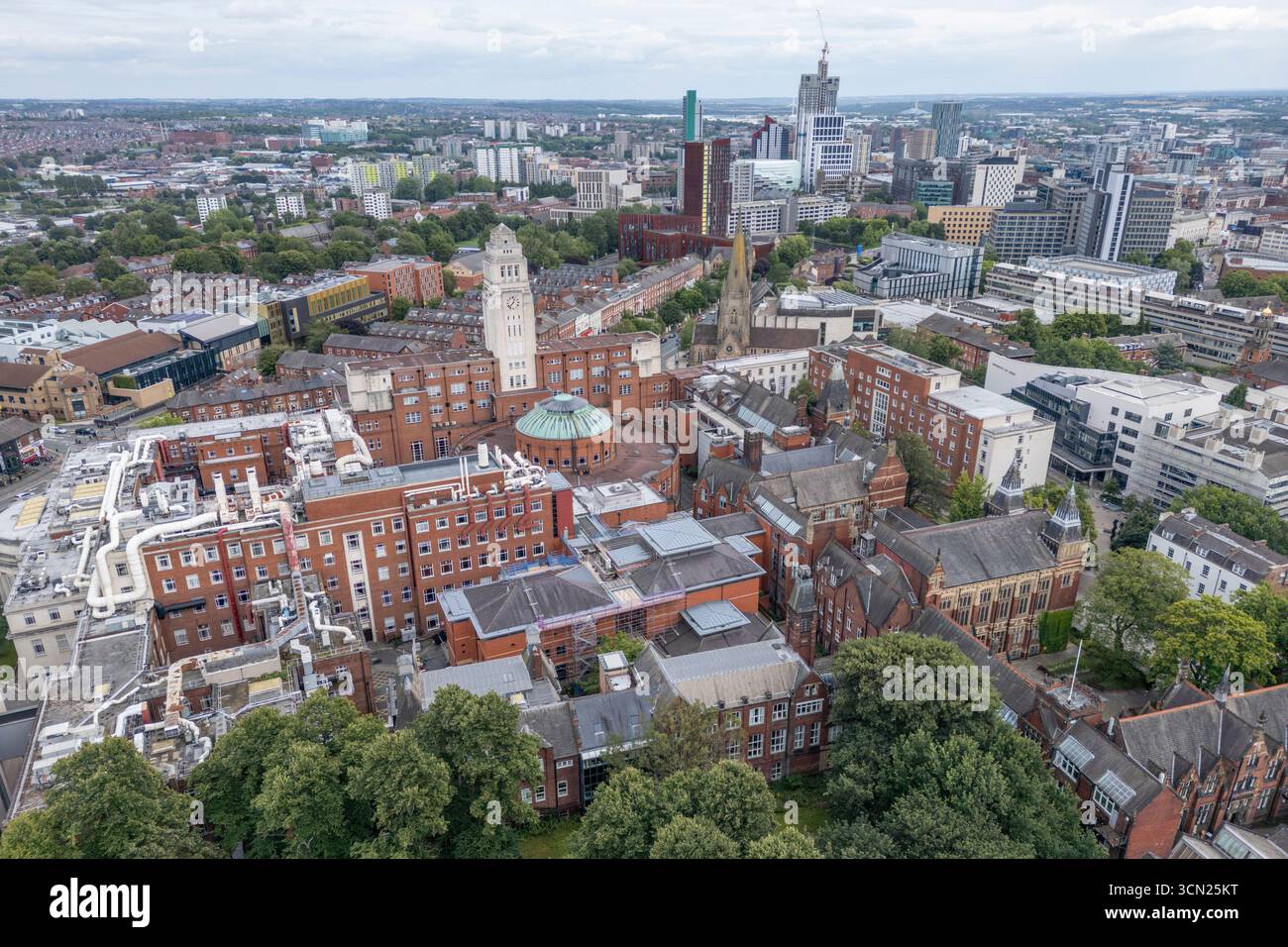Leeds library hi-res stock photography and images - Alamy