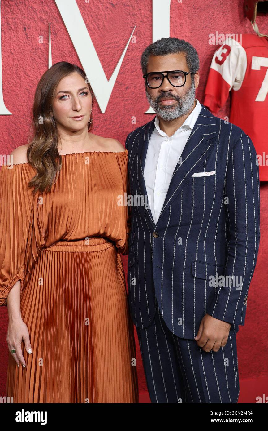 September 17, 2025, Los Angeles, California, USA: Chelsea Peretti ...