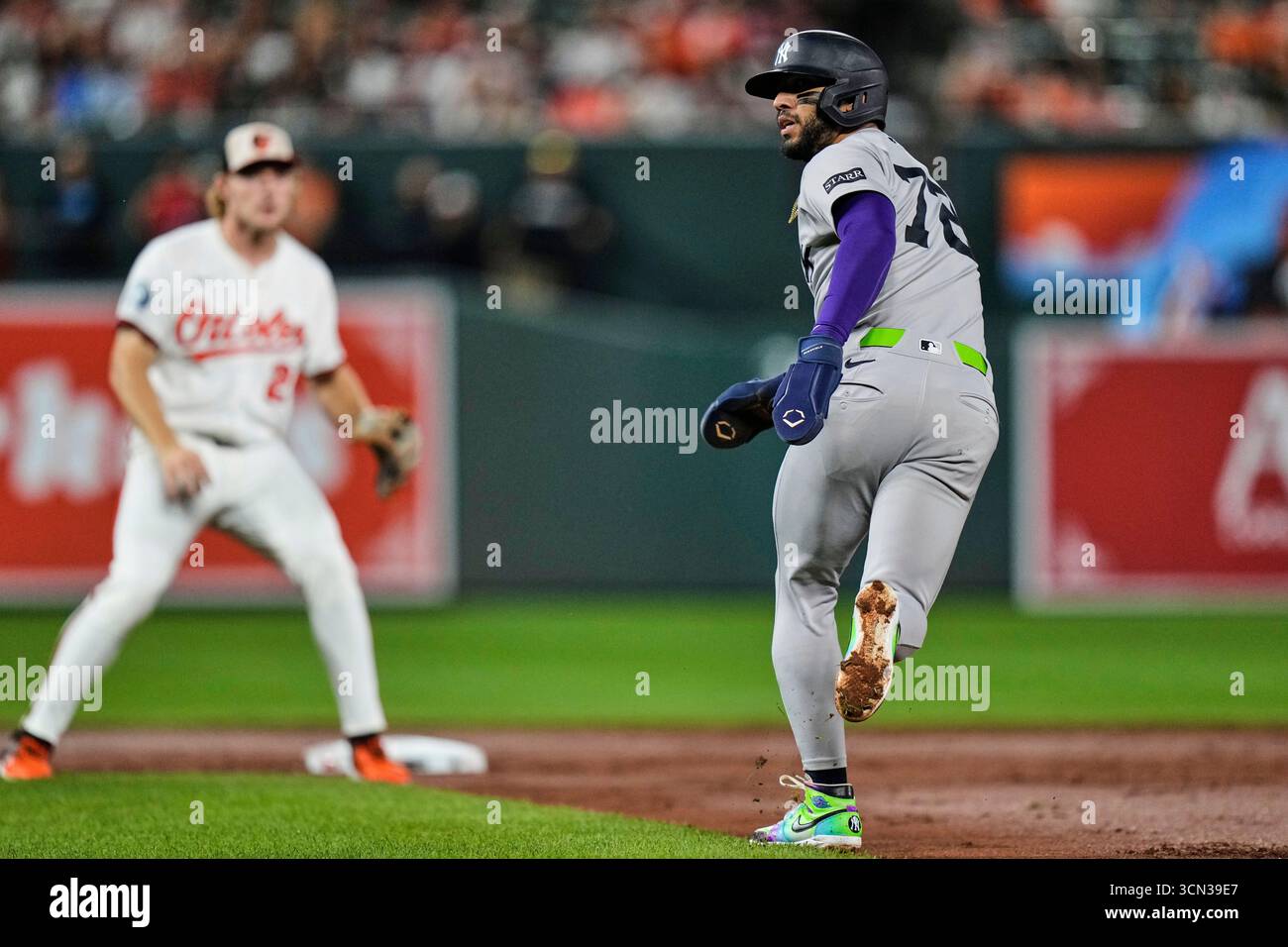 New York Yankees' Jose Caballero (72) looks while attempting to steal ...