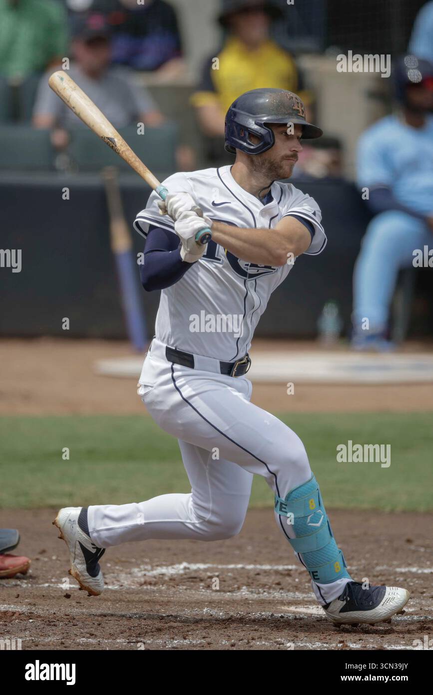 Tampa, FL USA: Tampa Bay Rays second base Brandon Lowe (8) singles to ...