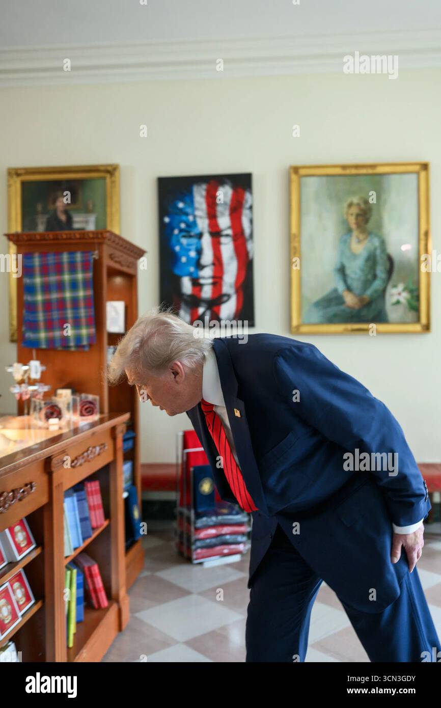 President Donald J. Trump visits the gift shop in the East Wing of the ...