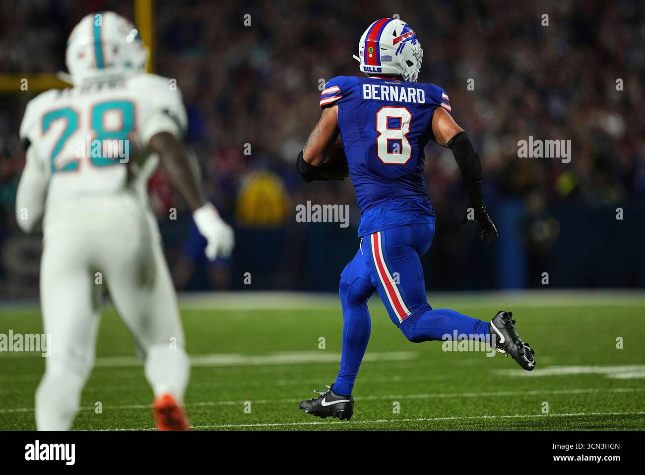 Buffalo Bills linebacker Terrel Bernard (8) runs with the ball after an ...