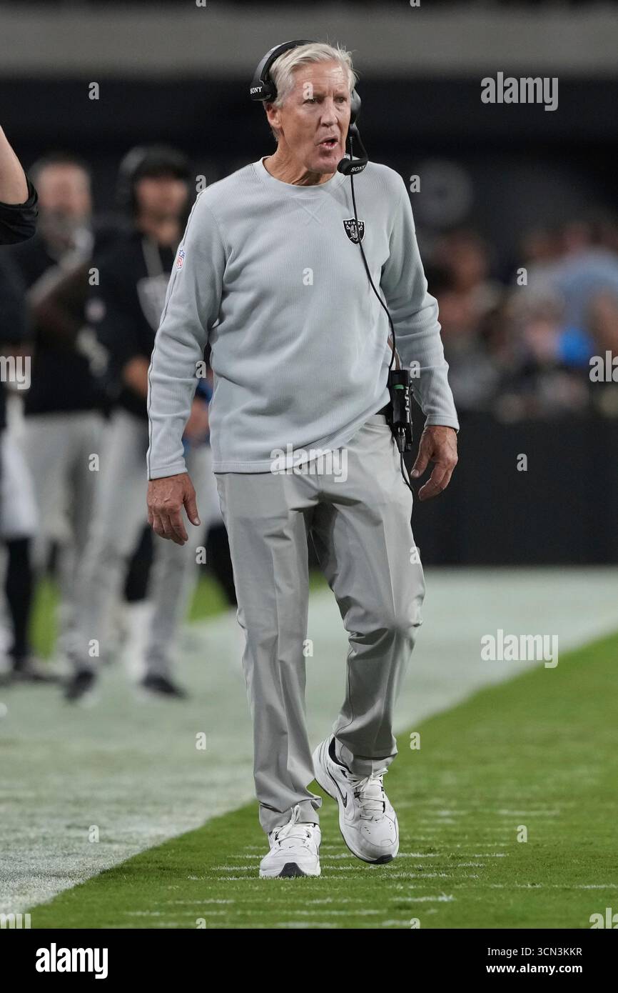 Las Vegas Raiders head coach Pete Carroll during the first half of an ...