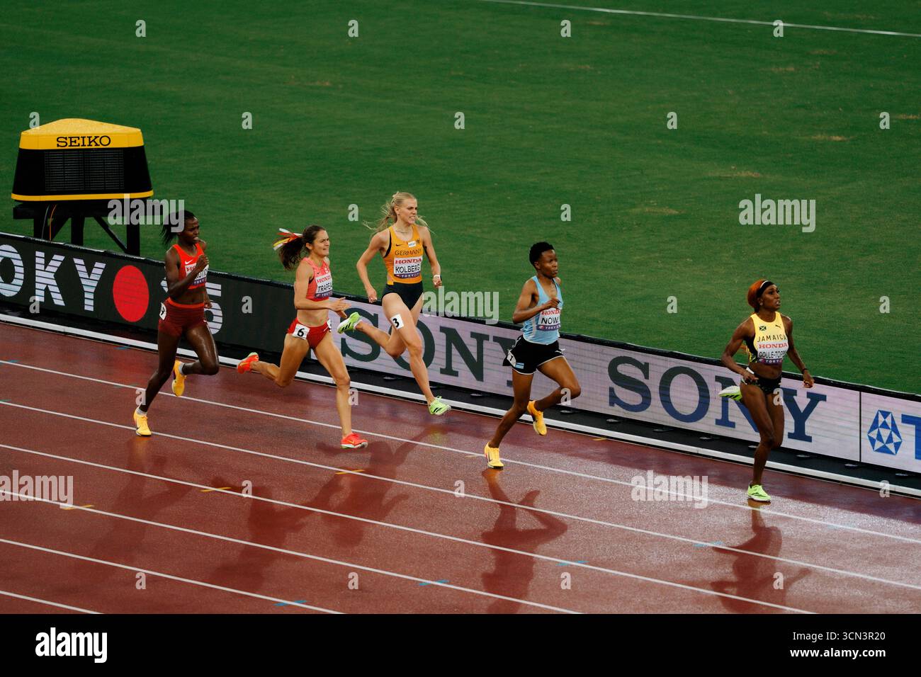 Tokyo, Japan. 18th Sep, 2025. Maeliss Trapeau (CAN), Majtie Kolberg ...