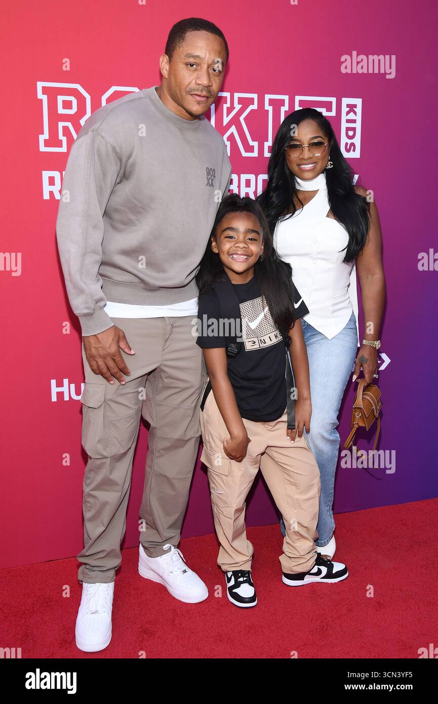 (L-R) Robert Rushing, Reign Rushing, and Toya Johnson attend 'Macy's ...