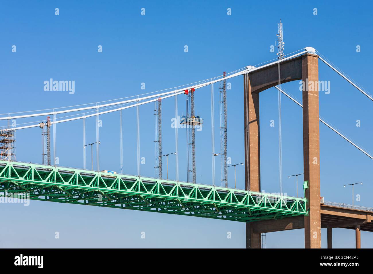 Work on bridge lifts hi-res stock photography and images - Alamy