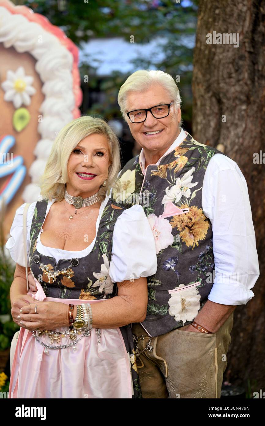 Marianne und Michael Hartl - HeidiFest by Heidi Klum im Hofbräuhaus in ...