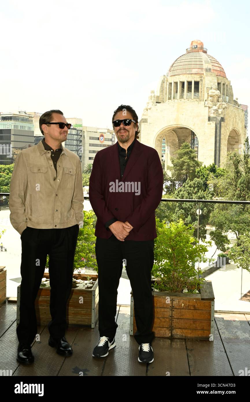 Leonardo DiCaprio and Benicio del Toro attend the photocall for One ...