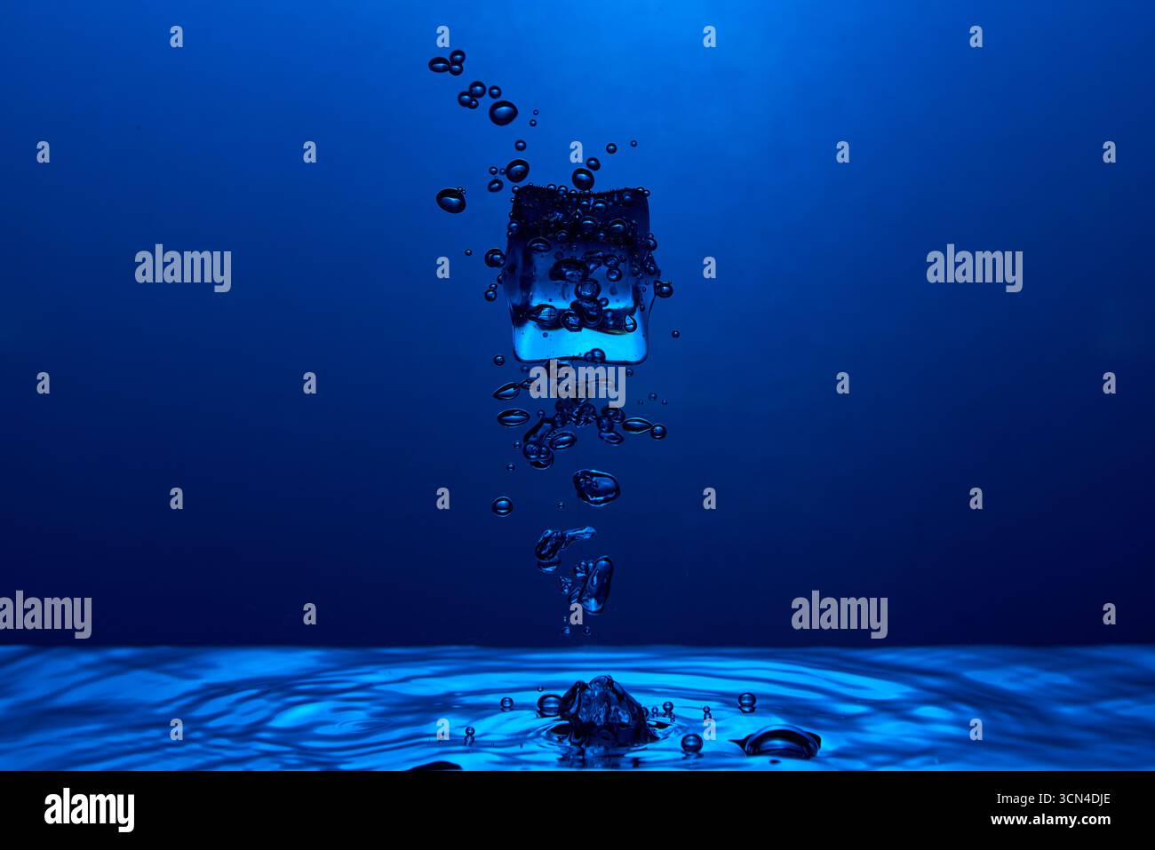 Underwater ice rising water bubbles hi-res stock photography and images ...