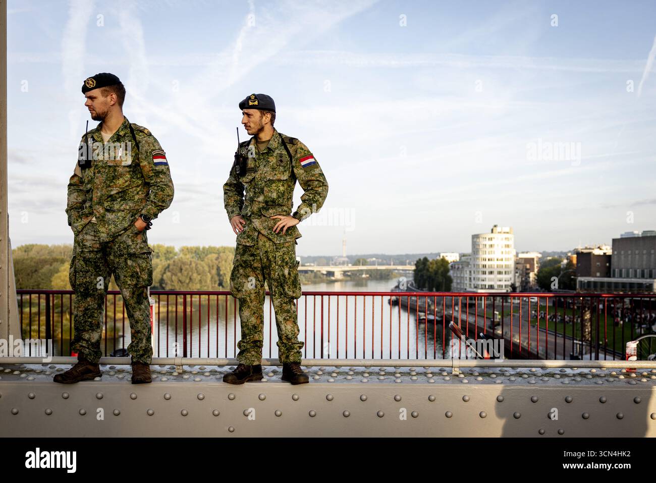 ARNHEM - Soldiers standing on the John Frost Bridge during a Royal ...