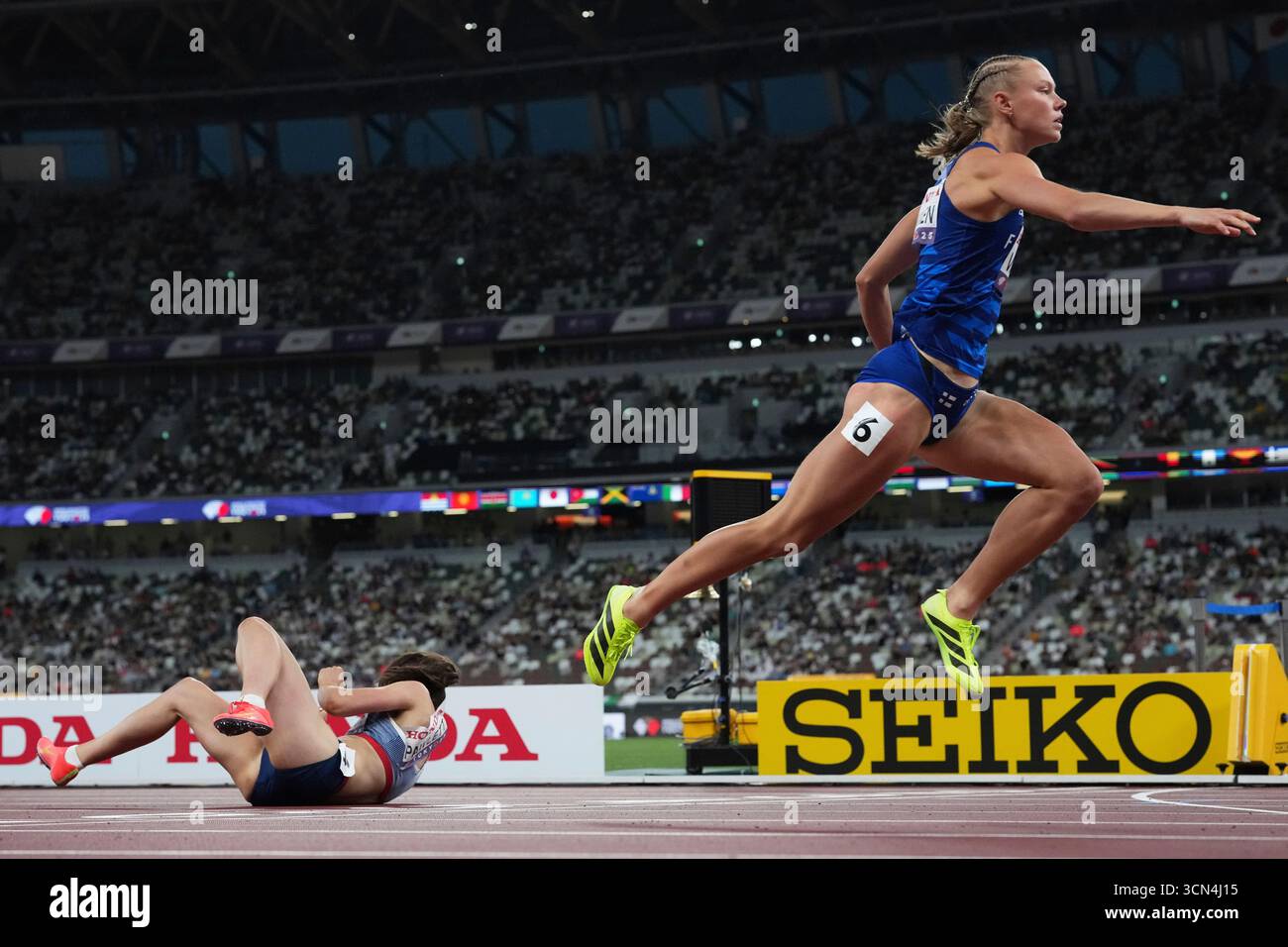 From left to right: Britain's Abigail Pawlett and Finland's Saga ...