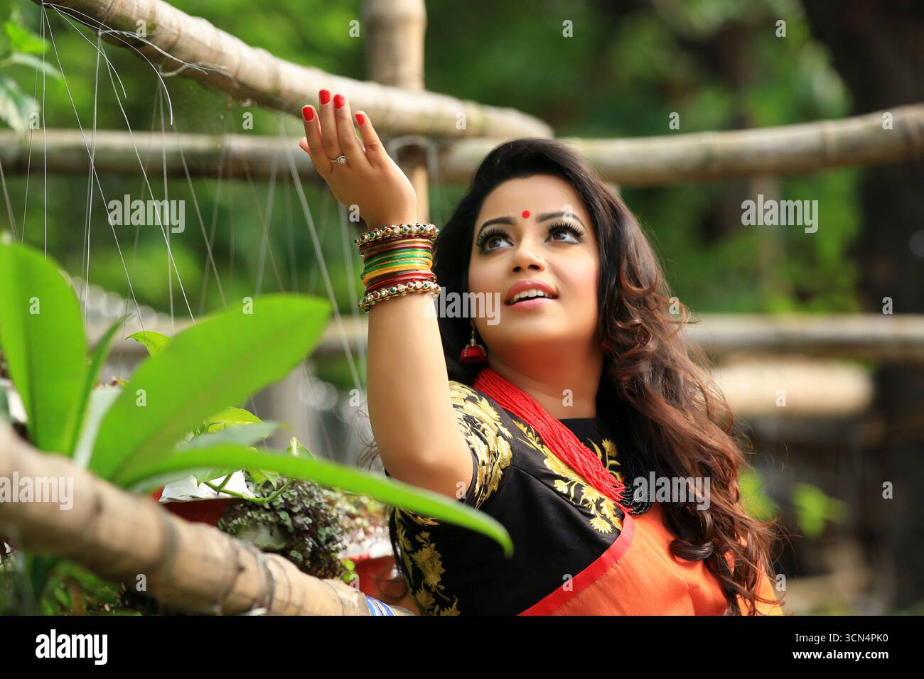 Kona in saree hi-res stock photography and images - Alamy