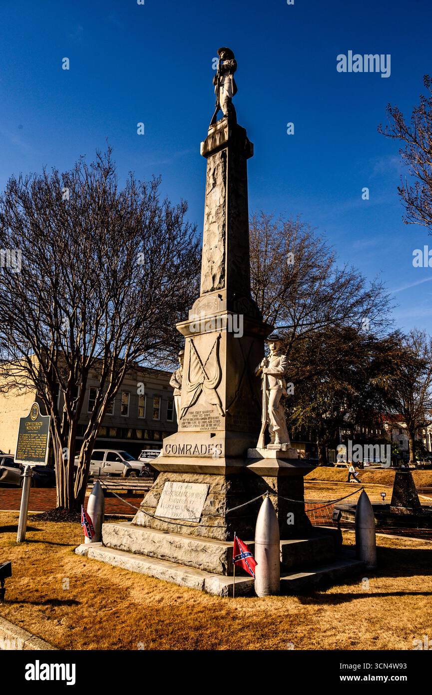 Confederacy Civil War Monument on Jasper town Square Stock Photo - Alamy