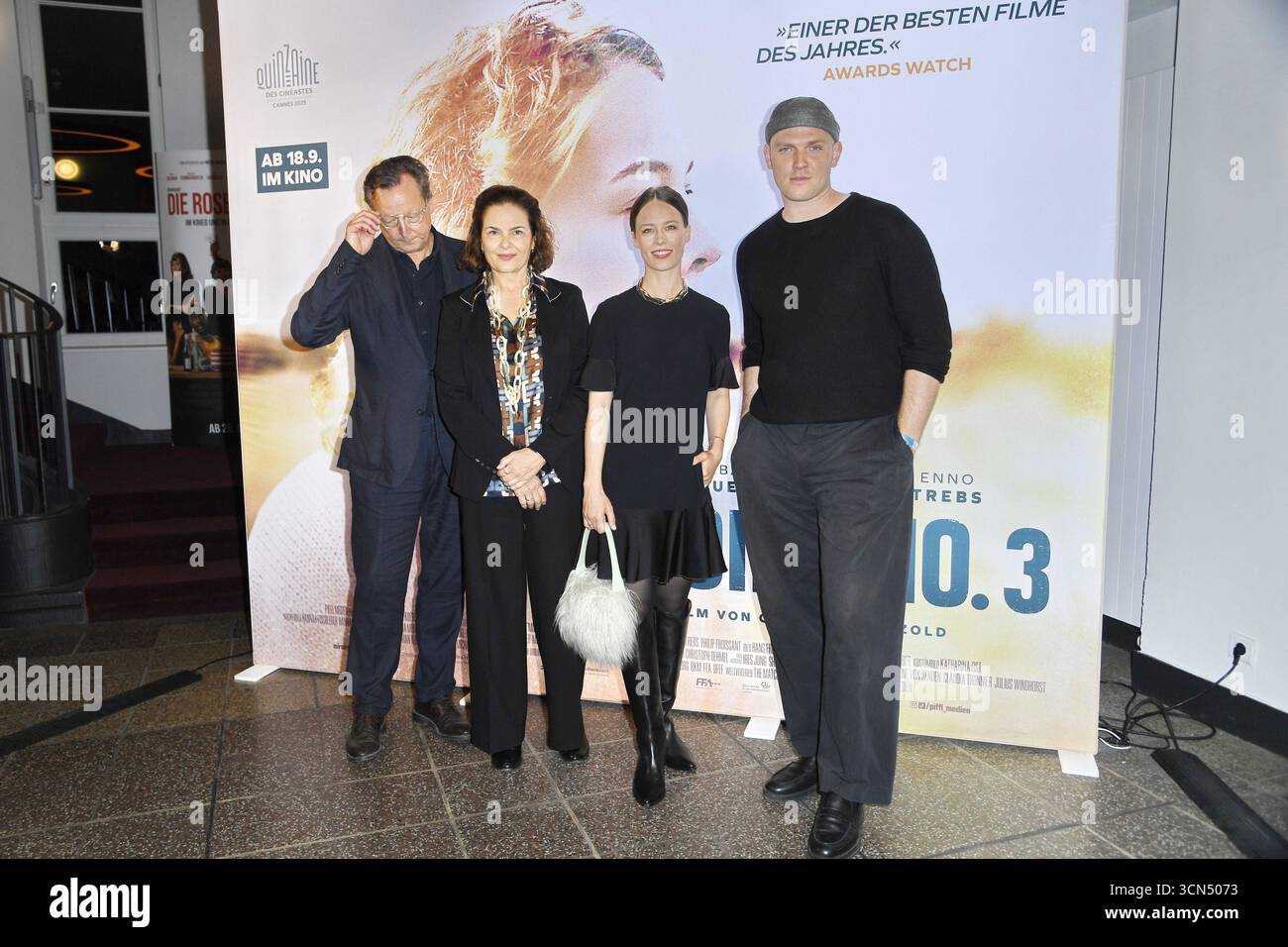 Matthias Brandt, Barbara Auer , Paula Beer und Enno Trebs bei der Premiere von MIROIRS NO. 3 in ...