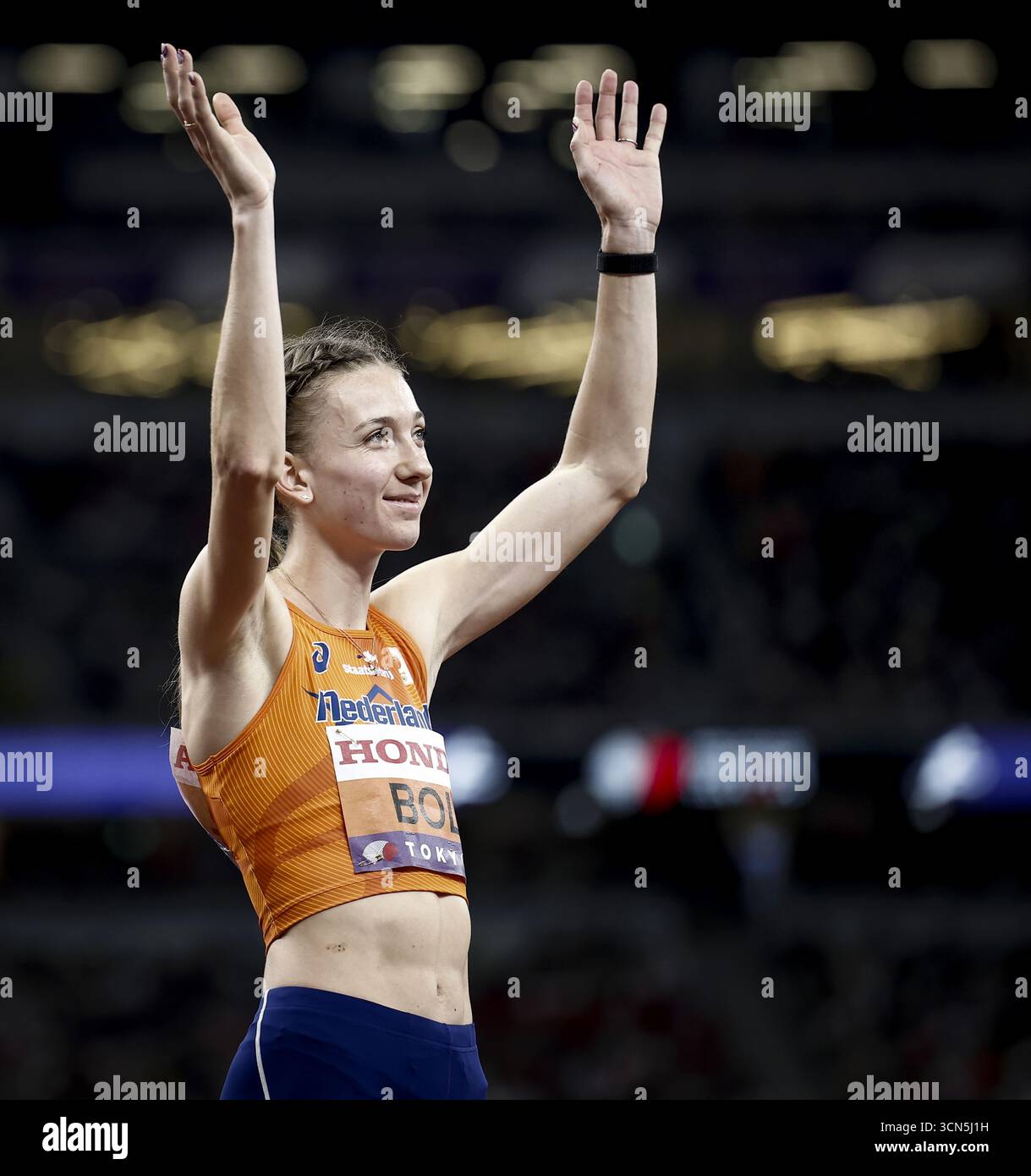 TOKYO - Femke Bol in the final of the 400-meter hurdles at the World ...