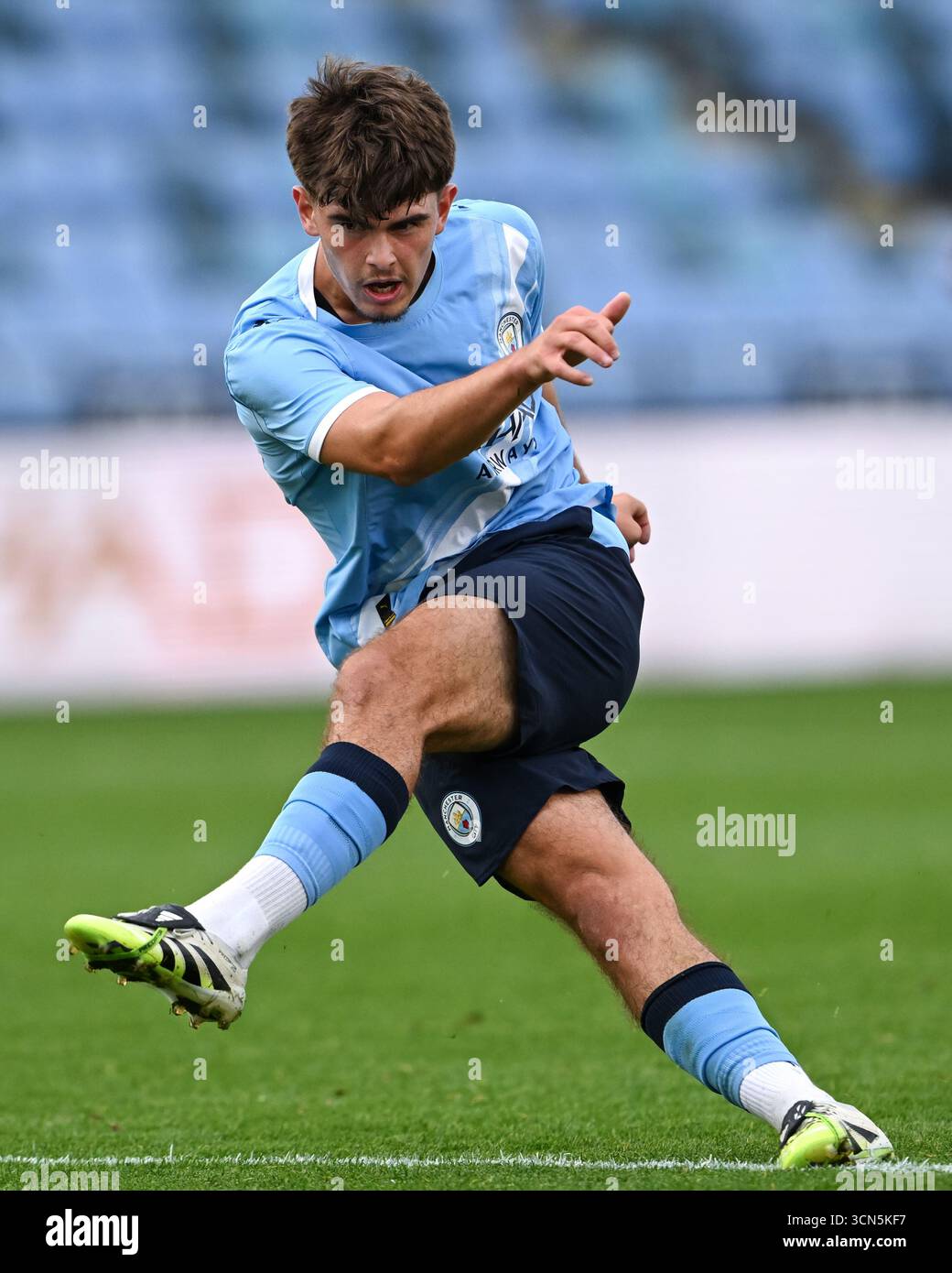Manchester, England, 18th September 2025. Harrison Miles of Manchester ...