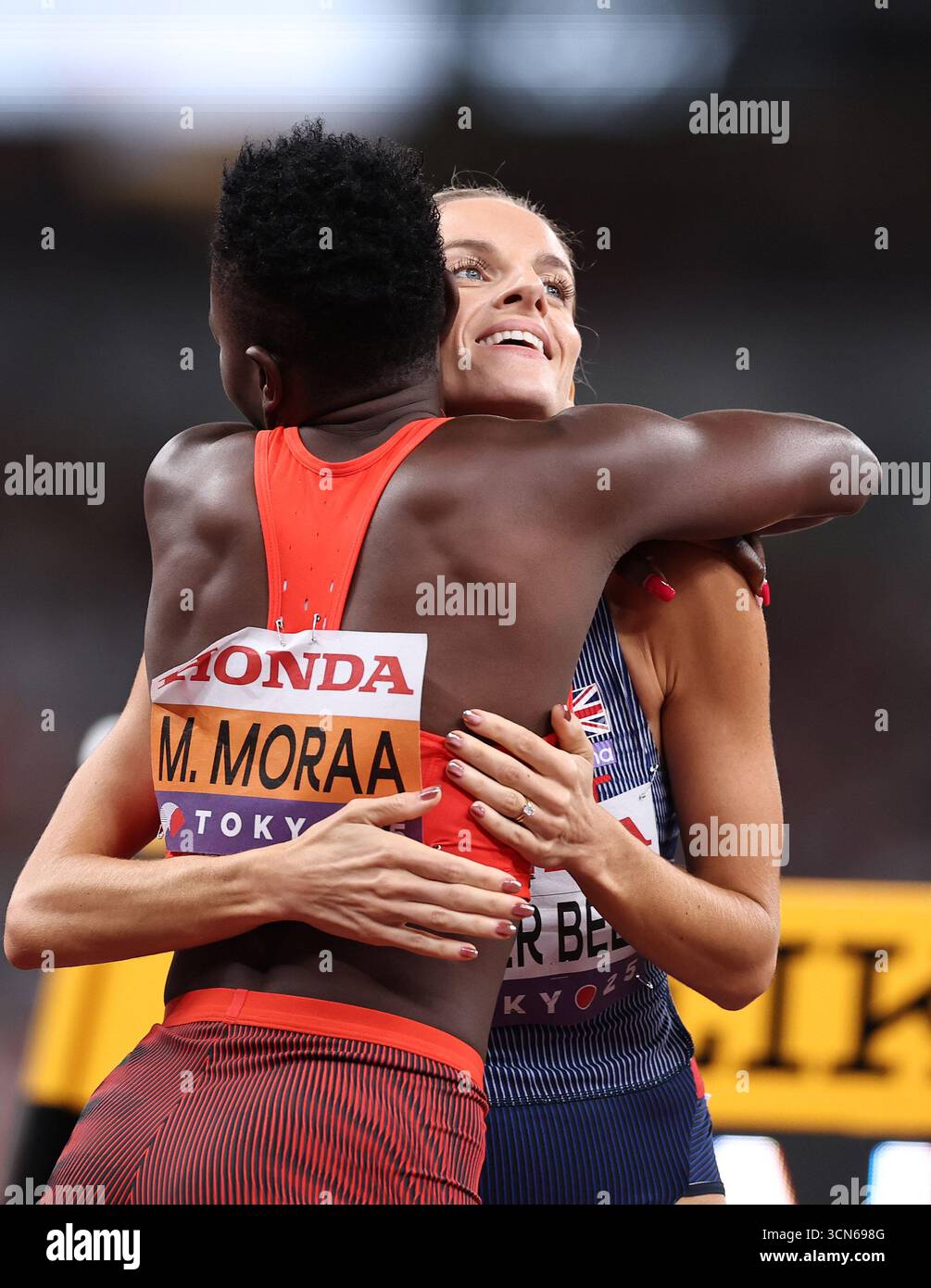 Tokyo, Japan. 19th Sep, 2025. Mary Moraa (L) of Kenya hugs with Georgia ...