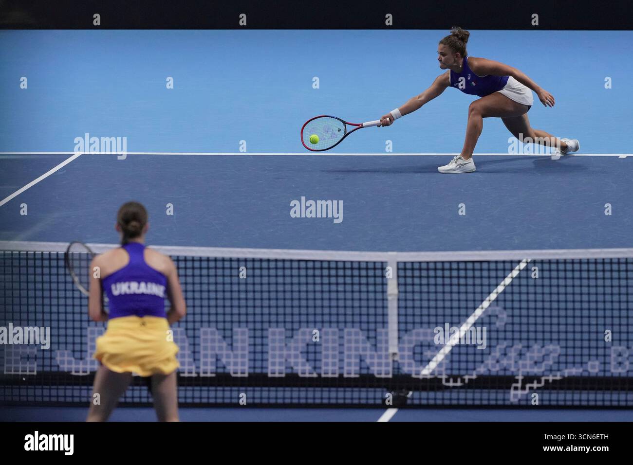 Jasmine Paolini, of Italy returns a forehand shot to Elina Svitolina ...