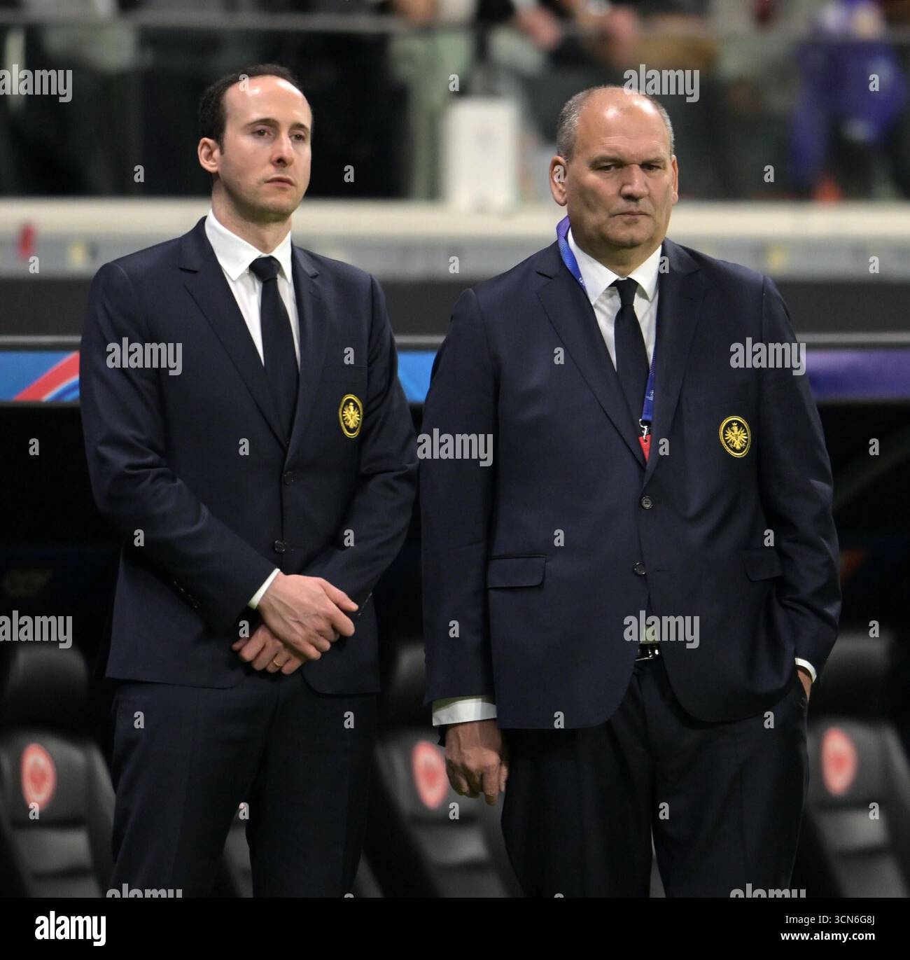 Eintracht Frankfurt Präsident. Mathias. Beck (re) mit. Finanzvorstand ...
