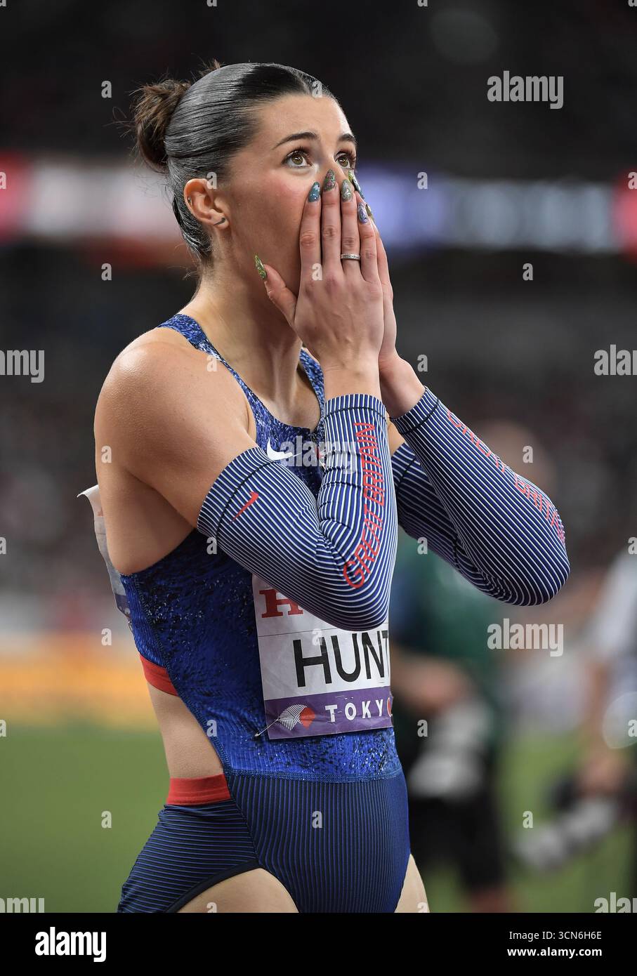 Amy Hunt of Great Britain win’s a silver medal at the women’s 200m ...