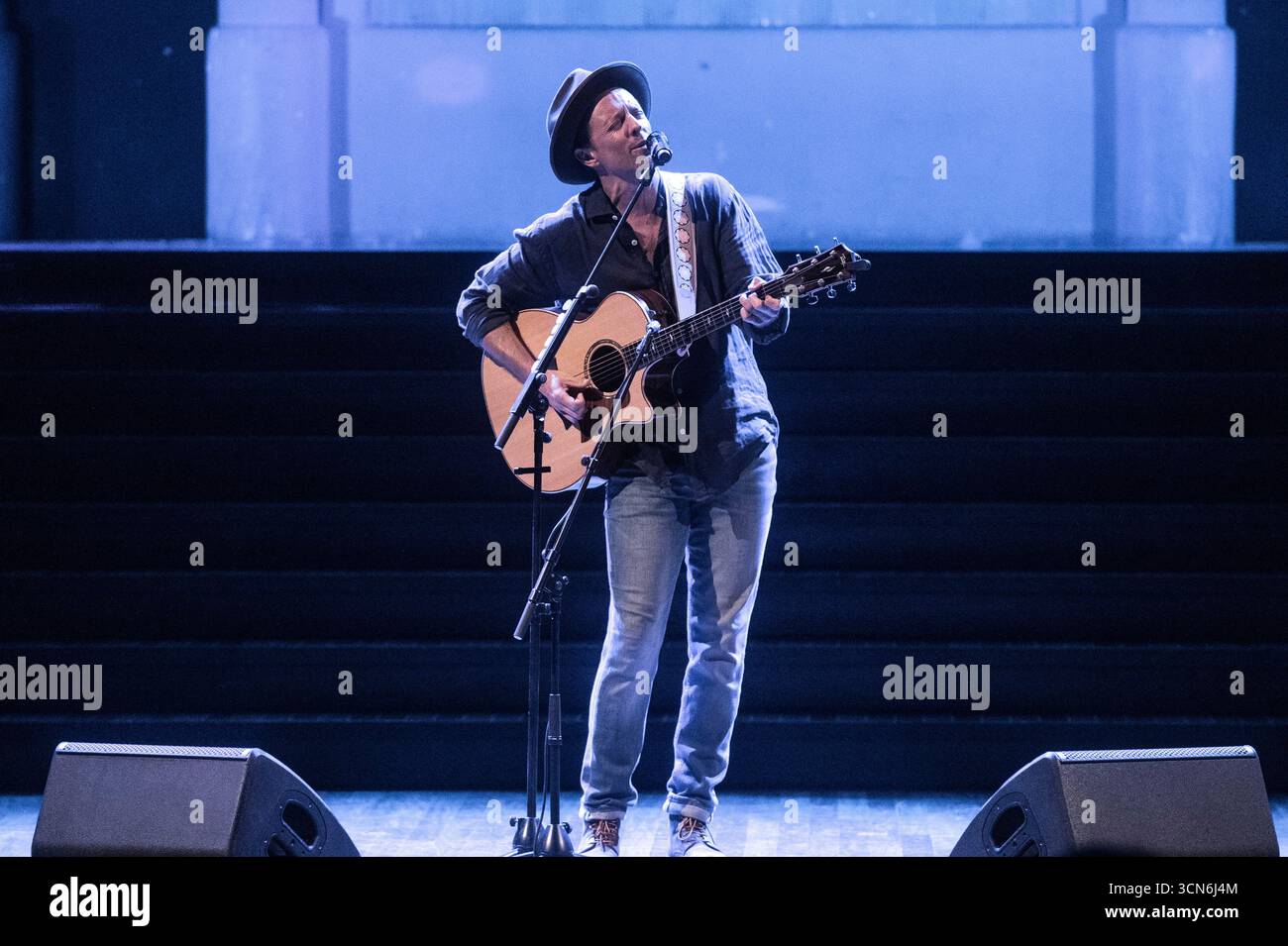 Jason Mraz performing at Palau de la Música, Barcelona 15 Sept. 2025 ...