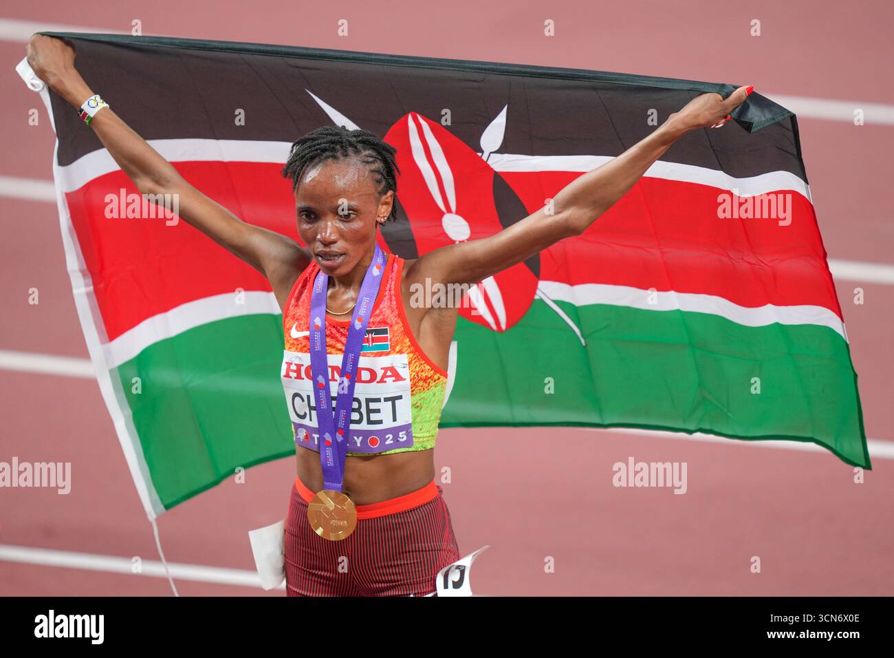 Beatrice chebet runner hi-res stock photography and images - Alamy
