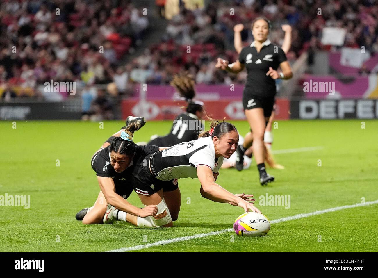 Canada's Florence Symonds scores a try during the Women's Rugby World ...