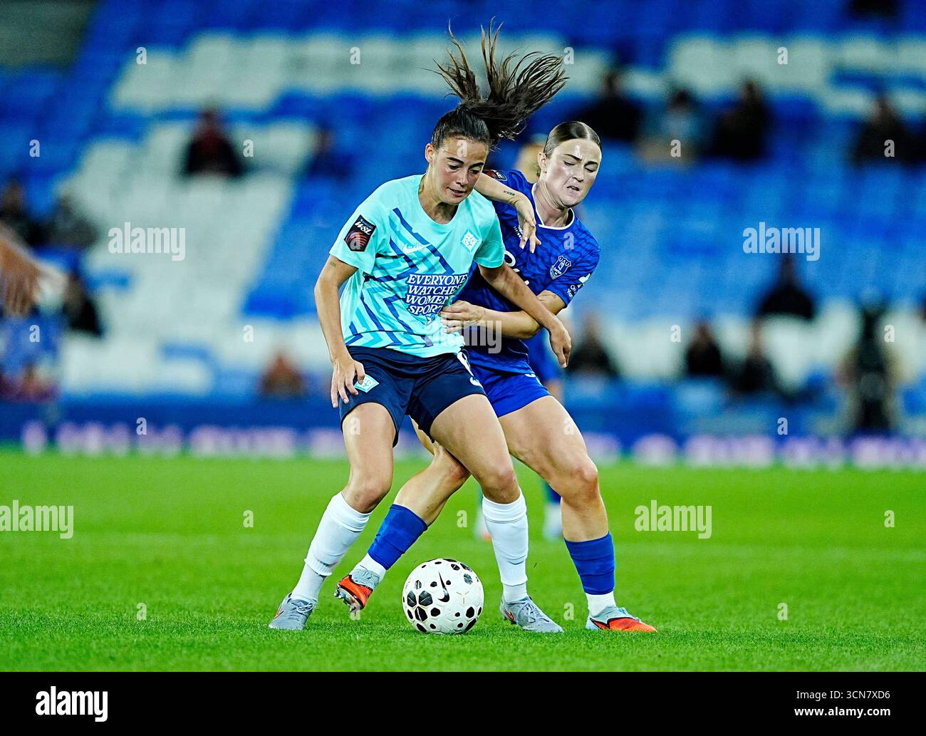 London City Lionesses' Maria Perez (left) and Everton's Ruby Mace ...