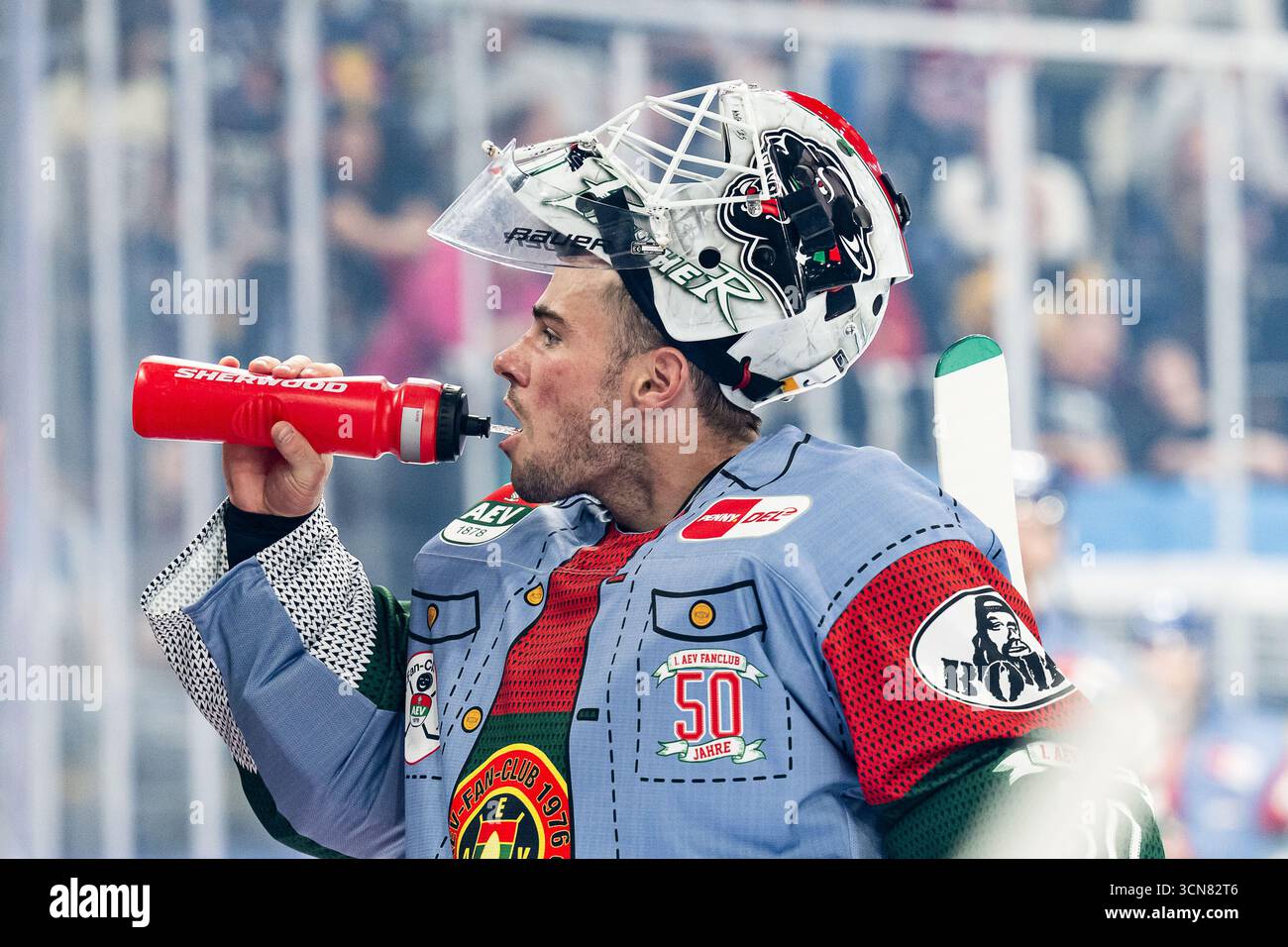 Peyton Jones (Torwart, Augsburger Panther, #41) beim Warmup / Portrait ...