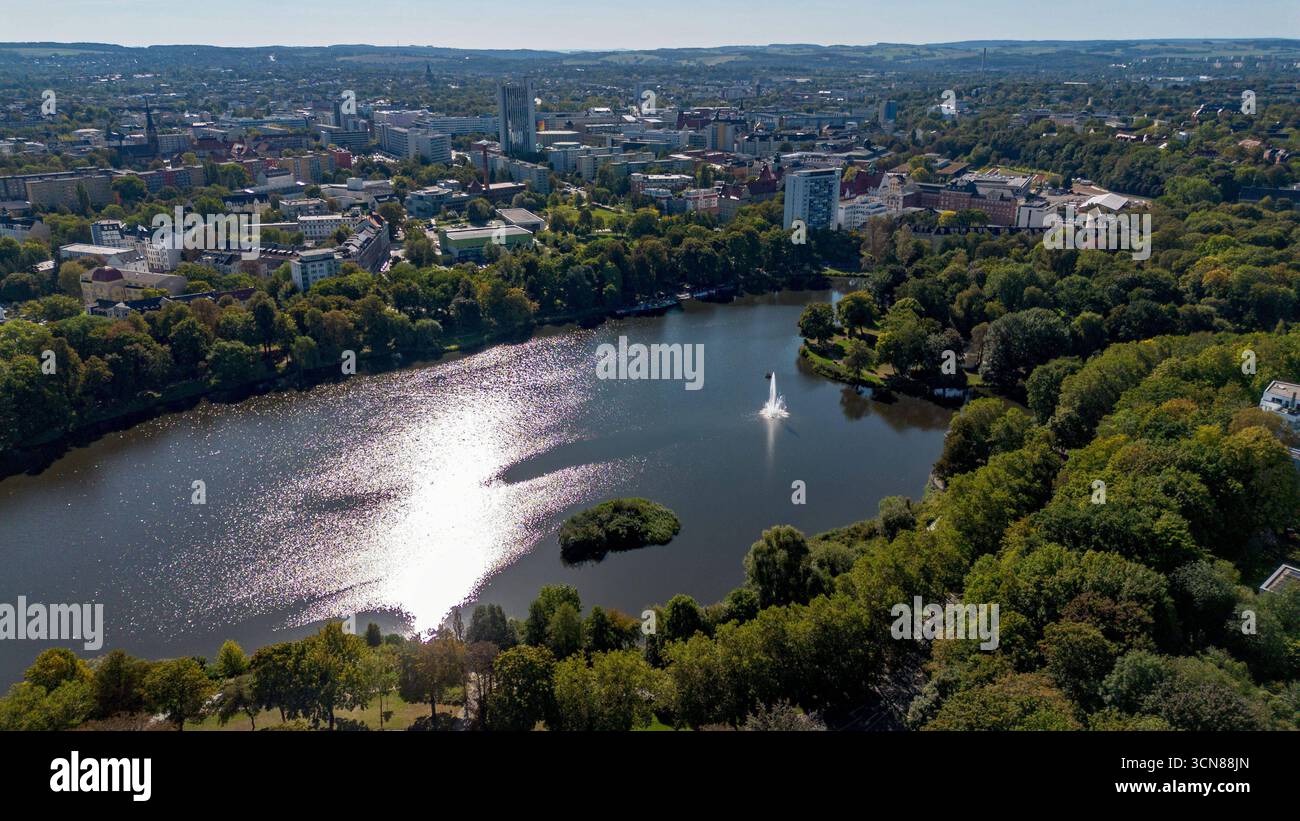 Luftbild Schloßteich 19.09.2025, Chemnitz, Luftbild , Blick vom ...