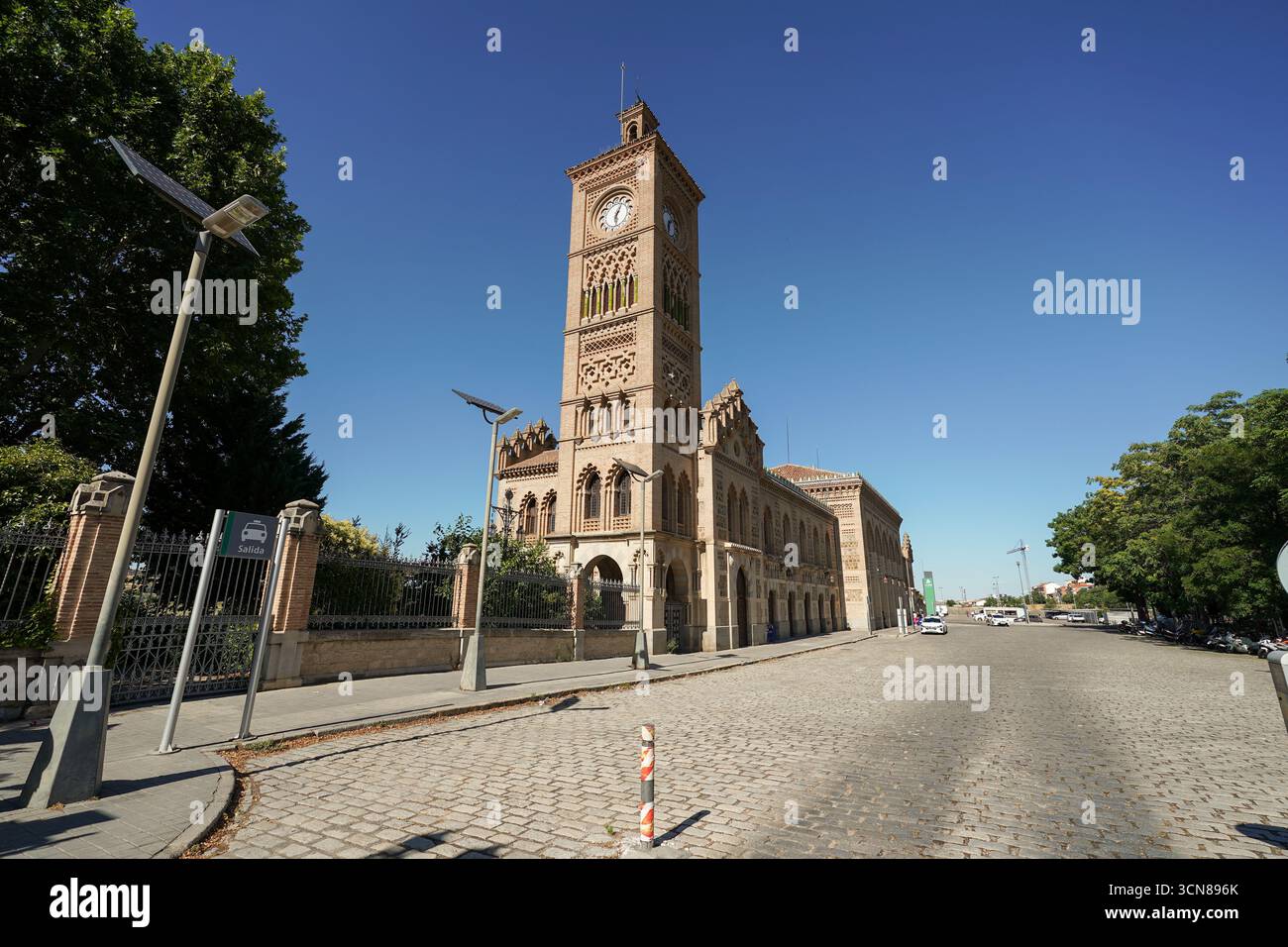 Toledo platform hi-res stock photography and images - Alamy