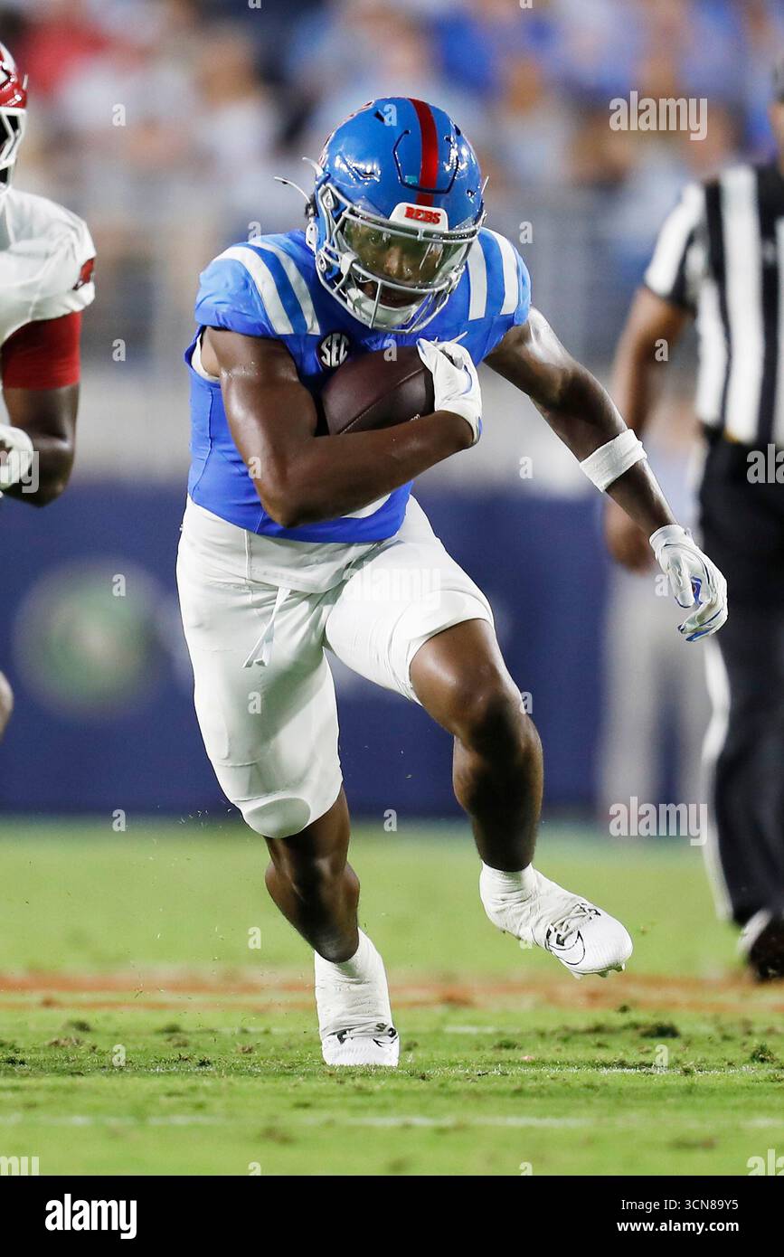 OXFORD, MS - SEPTEMBER 13: Mississippi Rebels running back Kewan Lacy ...