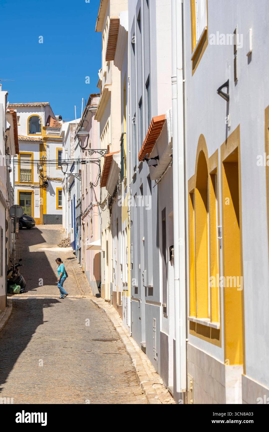 Die Altstadt von Lagos, im Westen der Algarve, Portugal Lagos *** The ...