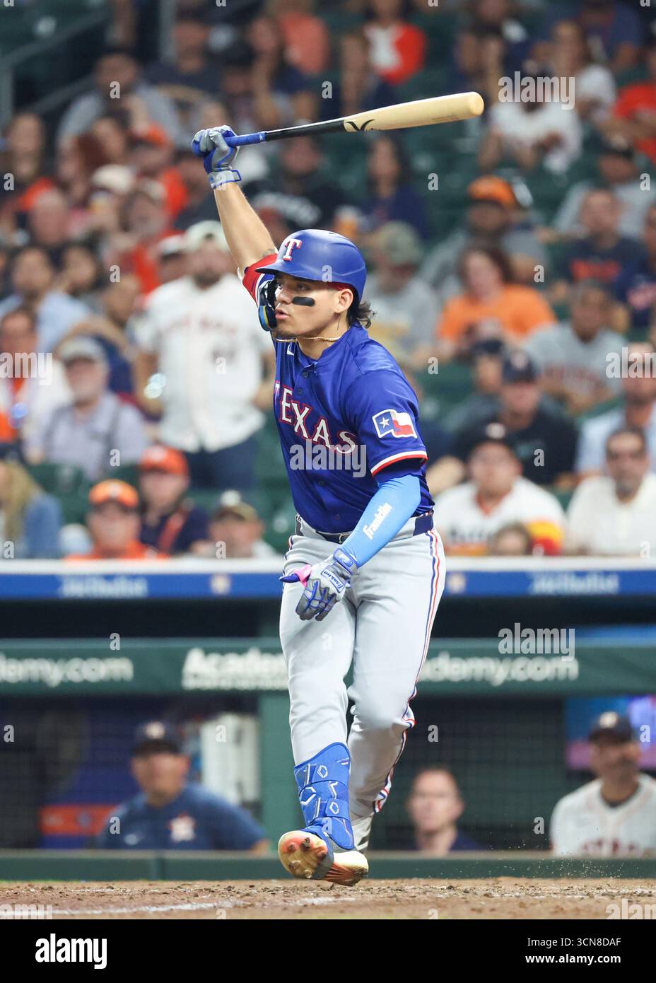 HOUSTON, TX - SEPTEMBER 16: Texas Rangers right fielder Alejandro Osuna ...