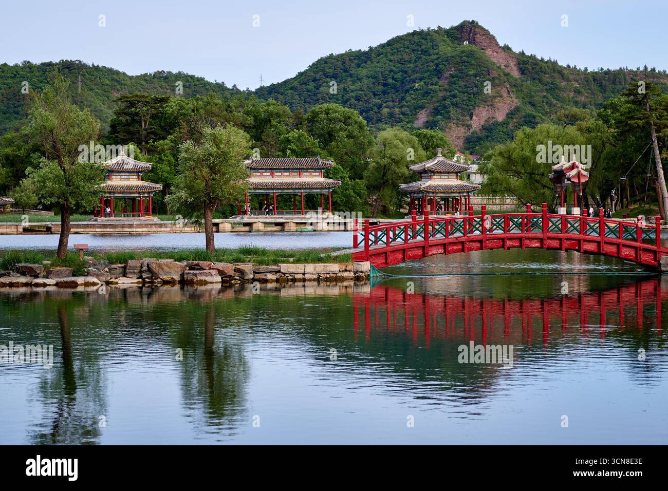 Pavilions in the heart of the water hi-res stock photography and images ...