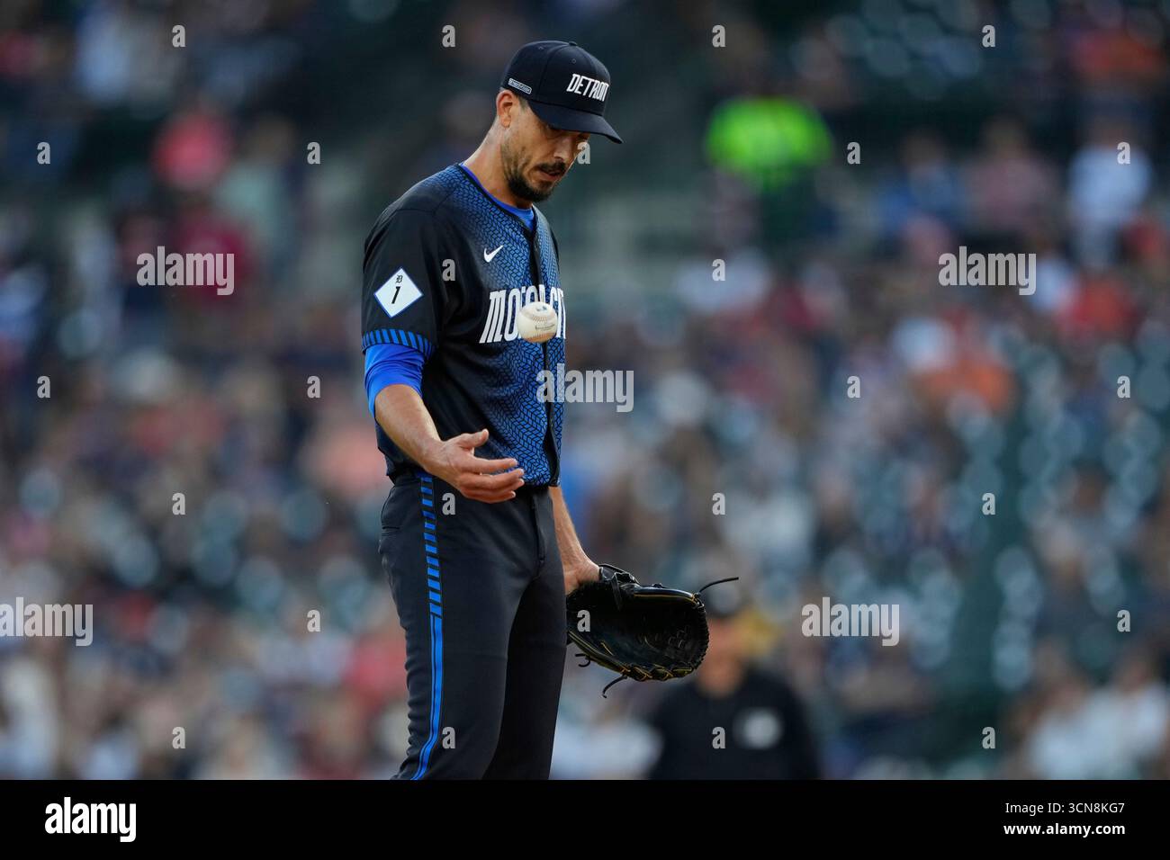 Detroit Tigers starting pitcher Charlie Morton reacts on the mound ...