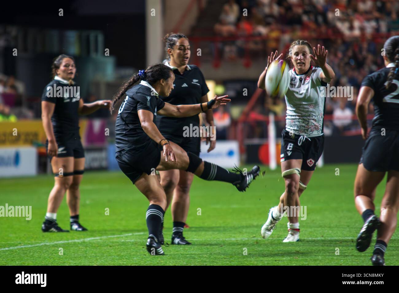 Bristol, UK, 19th September 2025 Canada flanker Caroline Crossley tries ...